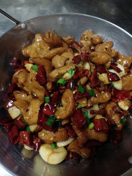 椒盐肥肠怎么做好吃_椒盐肥肠的做法大全集-第3张图片-山城妙识 椒盐肥肠怎么做好吃_椒盐肥肠的做法大全集-第3张图片-山城妙识