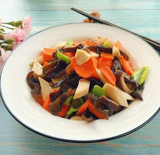 杏鲍菇炒木耳怎么做_杏鲍菇炒木耳的营养价值-第2张图片-山城妙识 杏鲍菇炒木耳怎么做_杏鲍菇炒木耳的营养价值-第2张图片-山城妙识