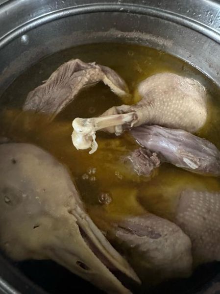 盐水鹅卤水配方_盐水鹅的做法-第1张图片-山城妙识 盐水鹅卤水配方_盐水鹅的做法-第1张图片-山城妙识