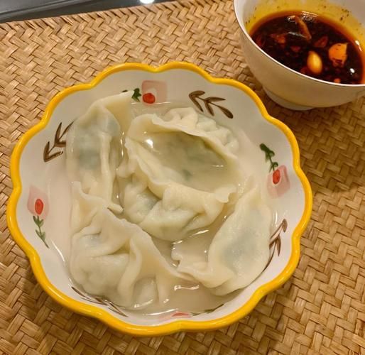 普通面粉怎么做饺子皮_饺子皮用中筋面粉还是高筋面粉-第1张图片-山城妙识 普通面粉怎么做饺子皮_饺子皮用中筋面粉还是高筋面粉-第1张图片-山城妙识