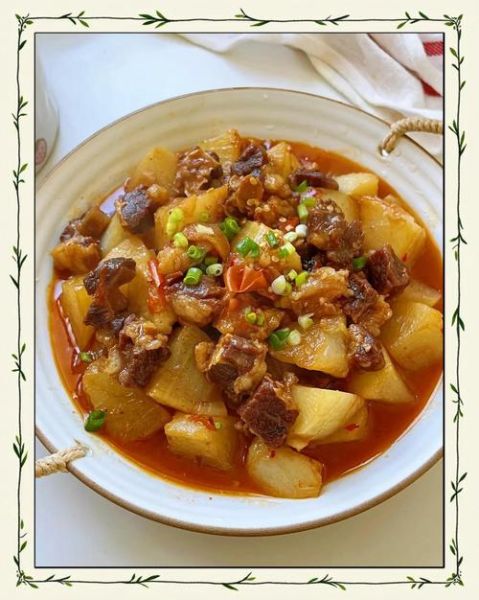 萝卜牛腩的营养价值_适合什么人吃-第1张图片-山城妙识 萝卜牛腩的营养价值_适合什么人吃-第1张图片-山城妙识