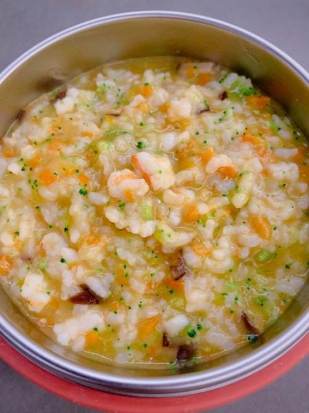 儿童鲜虾粥怎么做_宝宝吃虾粥要注意什么-第2张图片-山城妙识