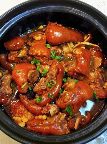 猪蹄里面炖什么菜好吃_家常搭配推荐-第1张图片-山城妙识 猪蹄里面炖什么菜好吃_家常搭配推荐-第1张图片-山城妙识