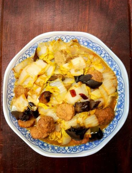 白菜溜素丸子怎么做_家常做法窍门-第1张图片-山城妙识 白菜溜素丸子怎么做_家常做法窍门-第1张图片-山城妙识