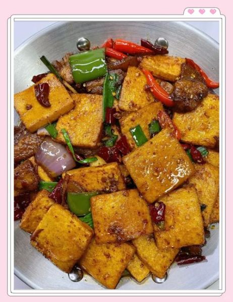 千页豆腐减肥期间可以吃吗_千页豆腐热量高吗-第1张图片-山城妙识 千页豆腐减肥期间可以吃吗_千页豆腐热量高吗-第1张图片-山城妙识