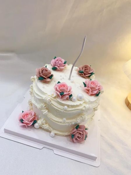 简单生日蛋糕裱花视频_新手也能一次成功-第1张图片-山城妙识 简单生日蛋糕裱花视频_新手也能一次成功-第1张图片-山城妙识