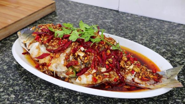 粤菜鲤鱼的做法大全_鲤鱼怎么做好吃又嫩-第1张图片-山城妙识 粤菜鲤鱼的做法大全_鲤鱼怎么做好吃又嫩-第1张图片-山城妙识