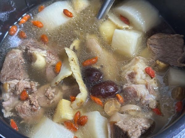 清炖羊腿怎么炖才不膻_清炖羊腿放什么料去腥-第1张图片-山城妙识 清炖羊腿怎么炖才不膻_清炖羊腿放什么料去腥-第1张图片-山城妙识