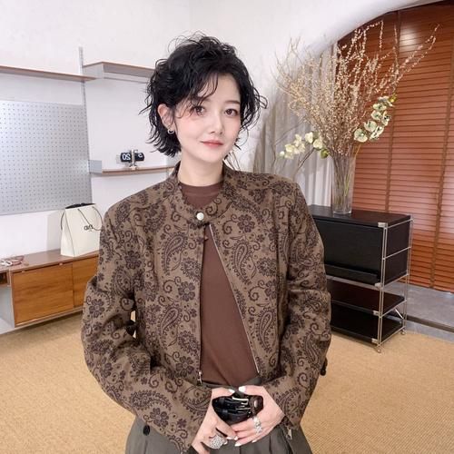 腰果花外套怎么搭配_腰果花外套适合什么场合-第3张图片-山城妙识 腰果花外套怎么搭配_腰果花外套适合什么场合-第3张图片-山城妙识