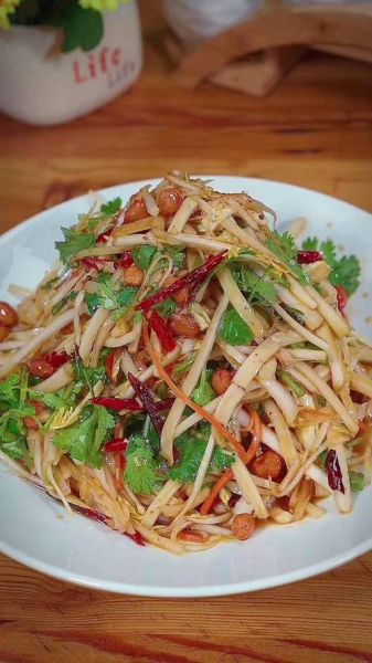 凉拌白菜丝用烫一下吗_不焯水脆爽秘诀-第2张图片-山城妙识 凉拌白菜丝用烫一下吗_不焯水脆爽秘诀-第2张图片-山城妙识