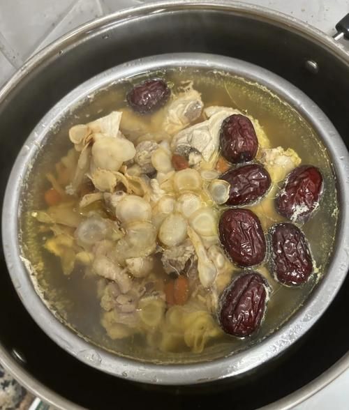 滋补鸡汤怎么炖_家常滋补鸡汤的做法-第3张图片-山城妙识 滋补鸡汤怎么炖_家常滋补鸡汤的做法-第3张图片-山城妙识