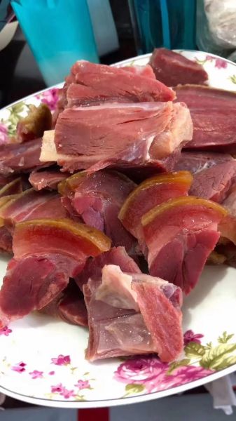 宣威火腿多少钱一斤_宣威火腿怎么保存-第2张图片-山城妙识