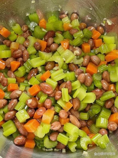 芹菜炝花生米怎么做_芹菜炝花生米热量高吗-第2张图片-山城妙识 芹菜炝花生米怎么做_芹菜炝花生米热量高吗-第2张图片-山城妙识