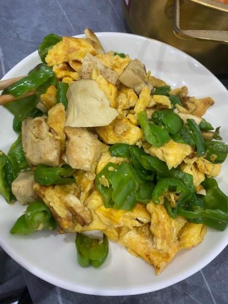 青椒炒素鸡怎么炒好吃_素鸡炒青椒的家常做法-第2张图片-山城妙识 青椒炒素鸡怎么炒好吃_素鸡炒青椒的家常做法-第2张图片-山城妙识