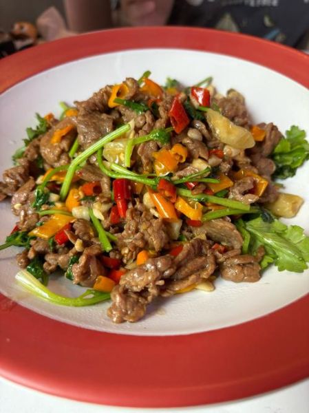 爆炒牛肉怎么炒才嫩_正宗爆炒牛肉的做法-第2张图片-山城妙识 爆炒牛肉怎么炒才嫩_正宗爆炒牛肉的做法-第2张图片-山城妙识