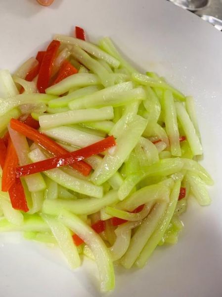 清炒胡瓜怎么做_清炒胡瓜热量高吗-第1张图片-山城妙识 清炒胡瓜怎么做_清炒胡瓜热量高吗-第1张图片-山城妙识