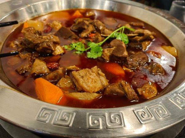 红焖羊肉怎么做最正宗_正宗红焖羊肉视频教程-第1张图片-山城妙识 红焖羊肉怎么做最正宗_正宗红焖羊肉视频教程-第1张图片-山城妙识