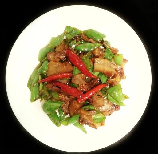 猪头肉炒什么菜好吃_猪头肉炒什么配菜最香-第1张图片-山城妙识 猪头肉炒什么菜好吃_猪头肉炒什么配菜最香-第1张图片-山城妙识