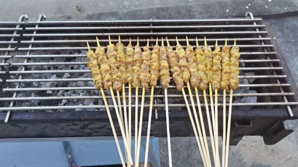 烤羊肉串黄糊配料有哪些_正宗黄糊怎么调-第3张图片-山城妙识 烤羊肉串黄糊配料有哪些_正宗黄糊怎么调-第3张图片-山城妙识