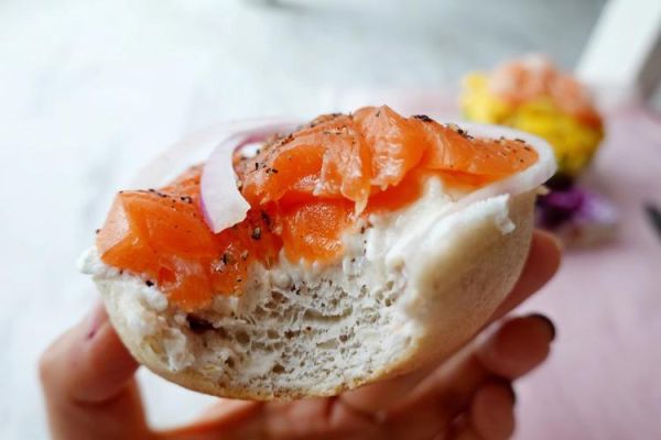 烟熏三文鱼有寄生虫吗_孕妇能吃吗-第3张图片-山城妙识 烟熏三文鱼有寄生虫吗_孕妇能吃吗-第3张图片-山城妙识