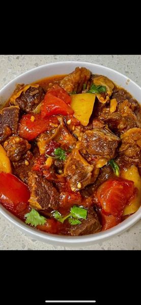 西红柿炖牛腩怎么做好吃_西红柿炖牛腩家常做法-第1张图片-山城妙识 西红柿炖牛腩怎么做好吃_西红柿炖牛腩家常做法-第1张图片-山城妙识