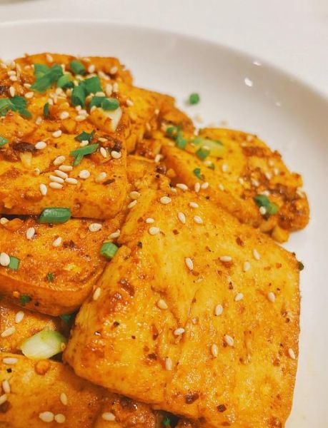 铁板香煎豆腐怎么做_香煎豆腐用什么豆腐最好-第1张图片-山城妙识