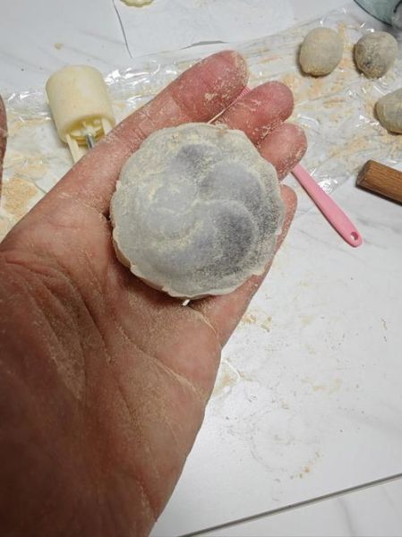 月饼怎么做_月饼皮怎么和面-第3张图片-山城妙识