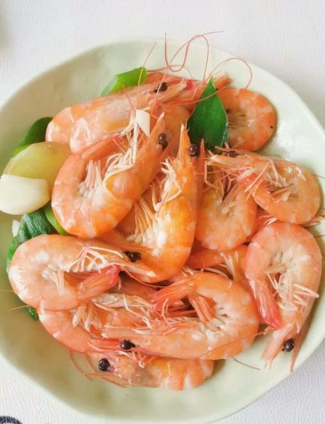 水煮大明虾怎么做_水煮大明虾需要焯水吗-第2张图片-山城妙识