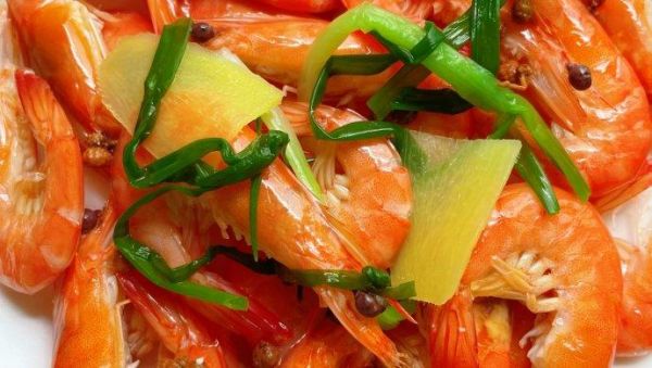 水煮大明虾怎么做_水煮大明虾需要焯水吗-第3张图片-山城妙识