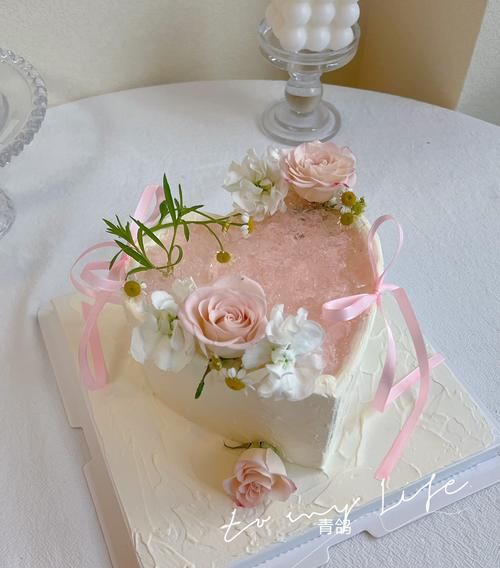 情人节蛋糕图片简约_如何挑选简约风蛋糕-第1张图片-山城妙识