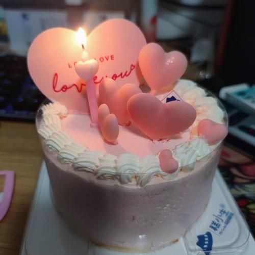 情人节蛋糕图片简约_如何挑选简约风蛋糕-第2张图片-山城妙识