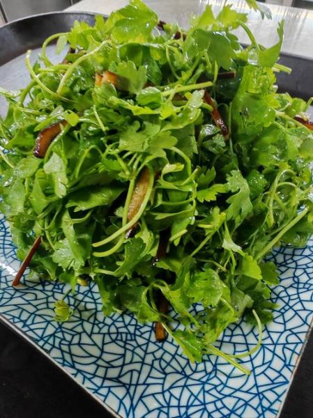 芹菜怎么腌好吃_芹菜咸菜做法大全-第2张图片-山城妙识 芹菜怎么腌好吃_芹菜咸菜做法大全-第2张图片-山城妙识