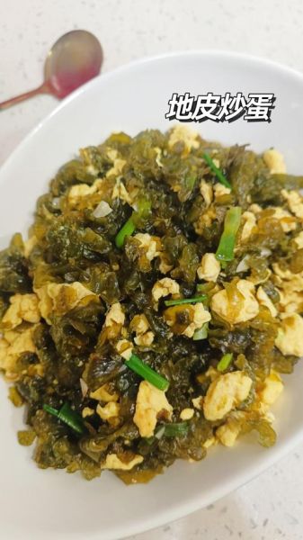 新鲜地皮菜怎么做好吃_地皮菜炒鸡蛋的做法-第1张图片-山城妙识 新鲜地皮菜怎么做好吃_地皮菜炒鸡蛋的做法-第1张图片-山城妙识