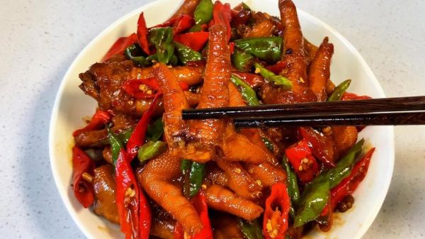 炒卤鸡爪的家常做法_卤鸡爪怎么炒才入味-第3张图片-山城妙识 炒卤鸡爪的家常做法_卤鸡爪怎么炒才入味-第3张图片-山城妙识