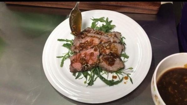 牛排黑胡椒酱怎么做_黑胡椒酱做法详解-第1张图片-山城妙识 牛排黑胡椒酱怎么做_黑胡椒酱做法详解-第1张图片-山城妙识