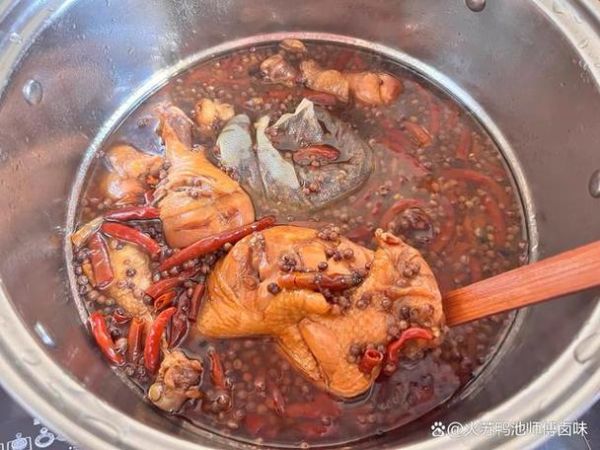 老卤水对身体有害吗_老卤水反复使用有哪些风险-第1张图片-山城妙识 老卤水对身体有害吗_老卤水反复使用有哪些风险-第1张图片-山城妙识