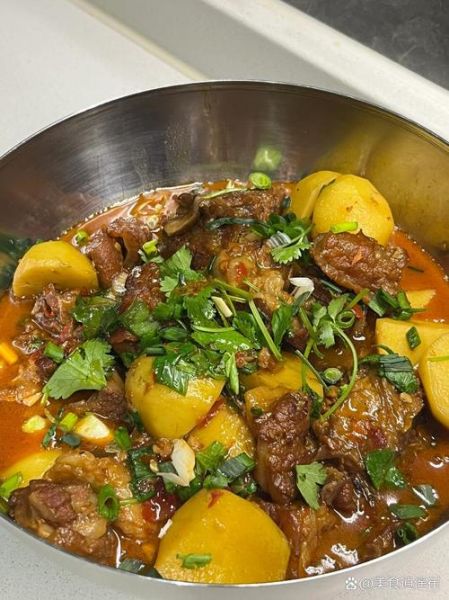 家常土豆炖牛肉怎么做_炖多久才软烂-第3张图片-山城妙识