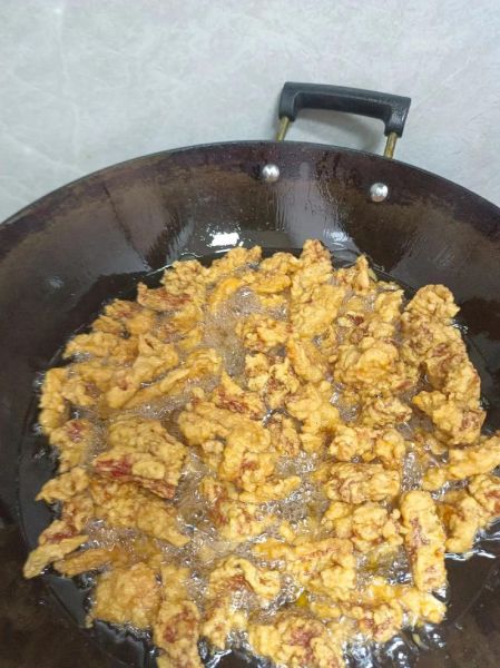炸酥肉怎么做才酥脆不回软_炸酥肉用什么粉最好-第2张图片-山城妙识