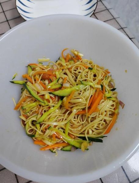 家庭版凉面怎么做_夏天吃凉面会不会胖-第1张图片-山城妙识 家庭版凉面怎么做_夏天吃凉面会不会胖-第1张图片-山城妙识