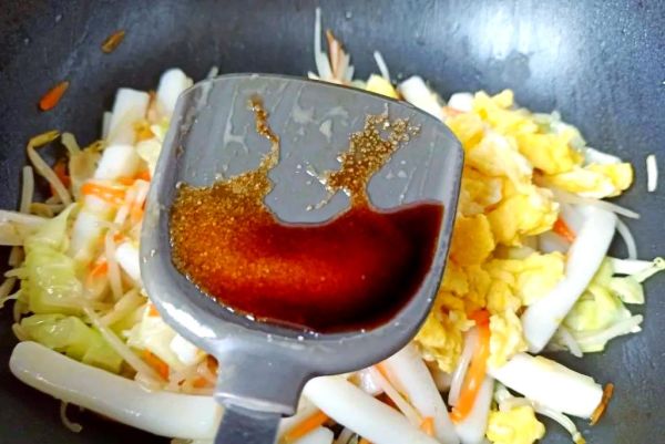 切片年糕怎么炒不粘锅_年糕片炒多久才软糯-第3张图片-山城妙识 切片年糕怎么炒不粘锅_年糕片炒多久才软糯-第3张图片-山城妙识