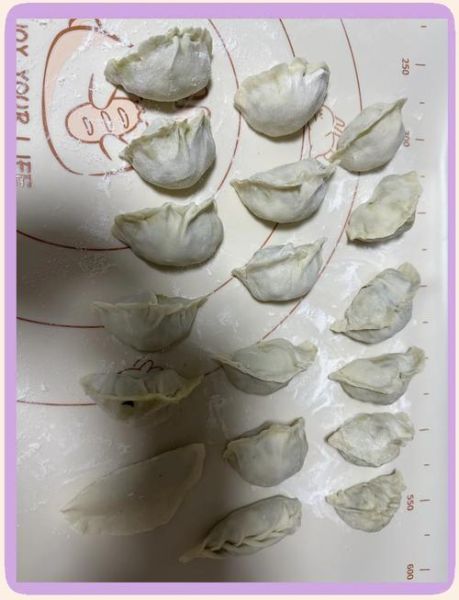 虾仁饺子馅怎么调_虾仁饺子馅配料比例-第2张图片-山城妙识 虾仁饺子馅怎么调_虾仁饺子馅配料比例-第2张图片-山城妙识