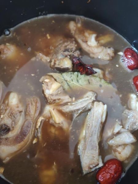 炖羊排怎么做_炖羊排用什么调料去腥-第2张图片-山城妙识 炖羊排怎么做_炖羊排用什么调料去腥-第2张图片-山城妙识