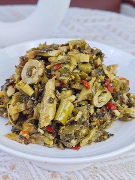 炒酸菜的家常做法_酸菜怎么炒才脆爽-第1张图片-山城妙识