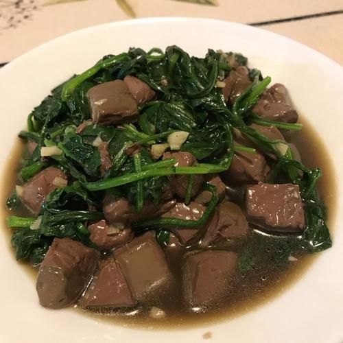 菠菜鸭血怎么做好吃_菠菜鸭血家常做法-第1张图片-山城妙识 菠菜鸭血怎么做好吃_菠菜鸭血家常做法-第1张图片-山城妙识