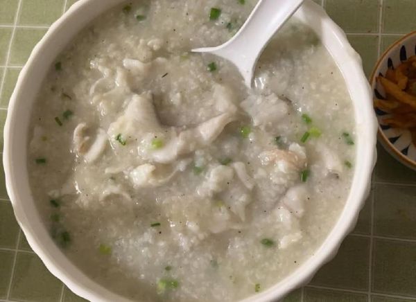 生滚鱼片粥怎么做_鱼片不碎的秘诀-第3张图片-山城妙识 生滚鱼片粥怎么做_鱼片不碎的秘诀-第3张图片-山城妙识