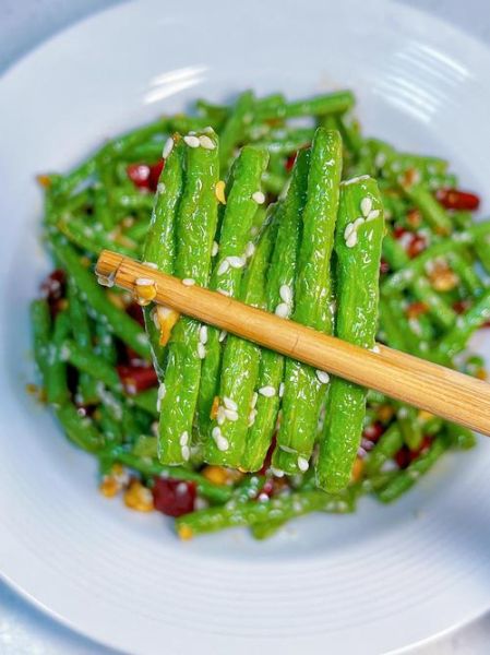 豌豆角怎么炒好吃_豌豆角的做法大全-第1张图片-山城妙识 豌豆角怎么炒好吃_豌豆角的做法大全-第1张图片-山城妙识