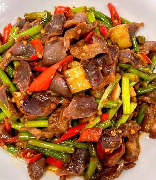 爆炒鸡肝怎么做好吃_鸡肝去腥嫩滑的秘诀-第1张图片-山城妙识 爆炒鸡肝怎么做好吃_鸡肝去腥嫩滑的秘诀-第1张图片-山城妙识