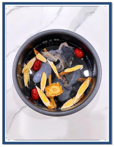 补气血的药膳汤有哪些_适合女人长期喝的补气血汤方-第1张图片-山城妙识