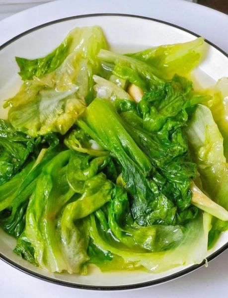 清炒生菜怎么炒好吃_生菜炒多久才脆-第1张图片-山城妙识