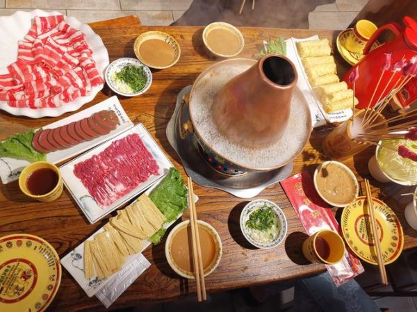 涮羊肉起源于哪个朝代_涮羊肉最早出现在什么朝代-第1张图片-山城妙识